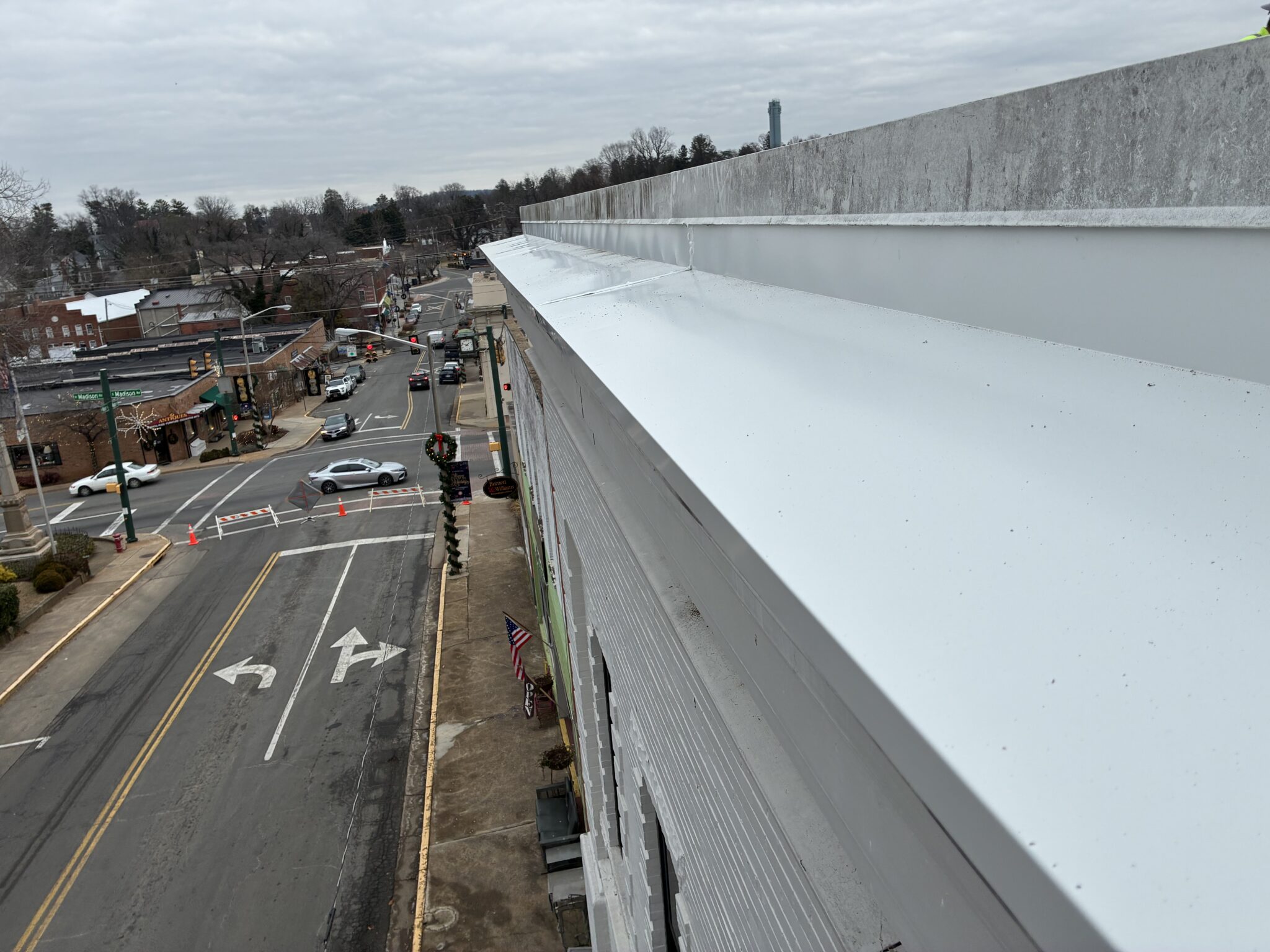 Government Building Edge Metal Restoration - Baker Roofing Company